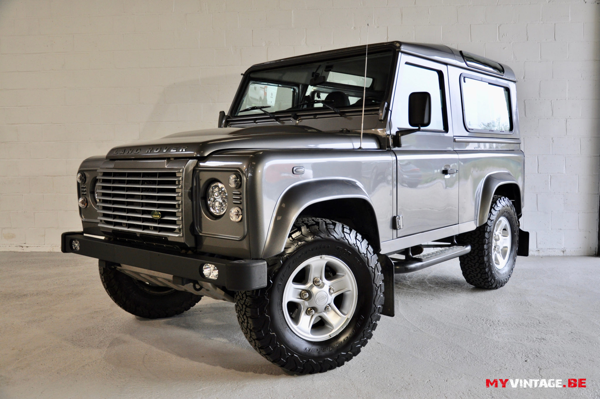 Land Rover Defender 90 TD4 122cv – UTILITAIRE 2 PLACES – | MY Vintage